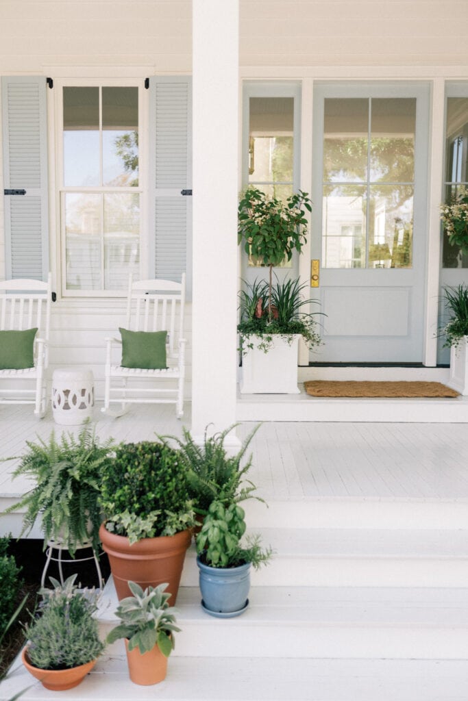 25 Stunning Spring Front Porches | A Blissful Nest