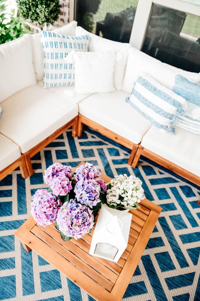 Affordable Ways to Update Your Patio For Summer + A Makeover