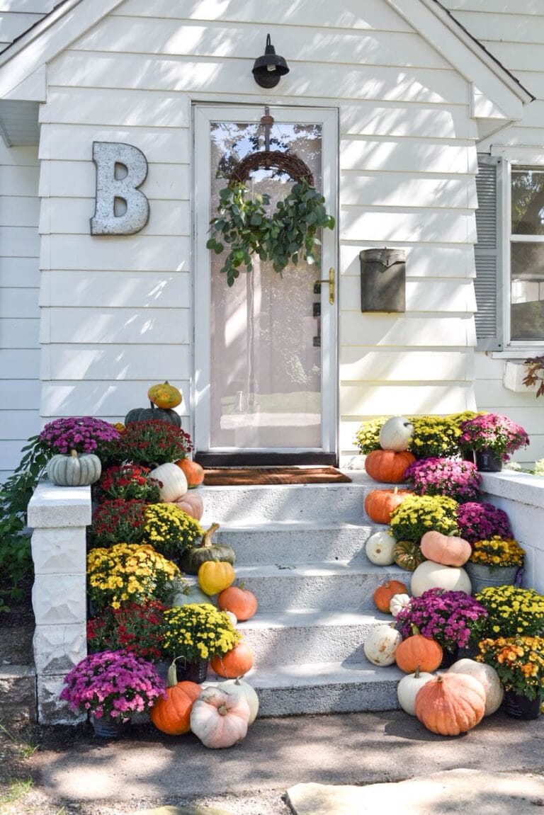 25 Fall Front Porch Ideas You HAVE To See! | A Blissful Nest