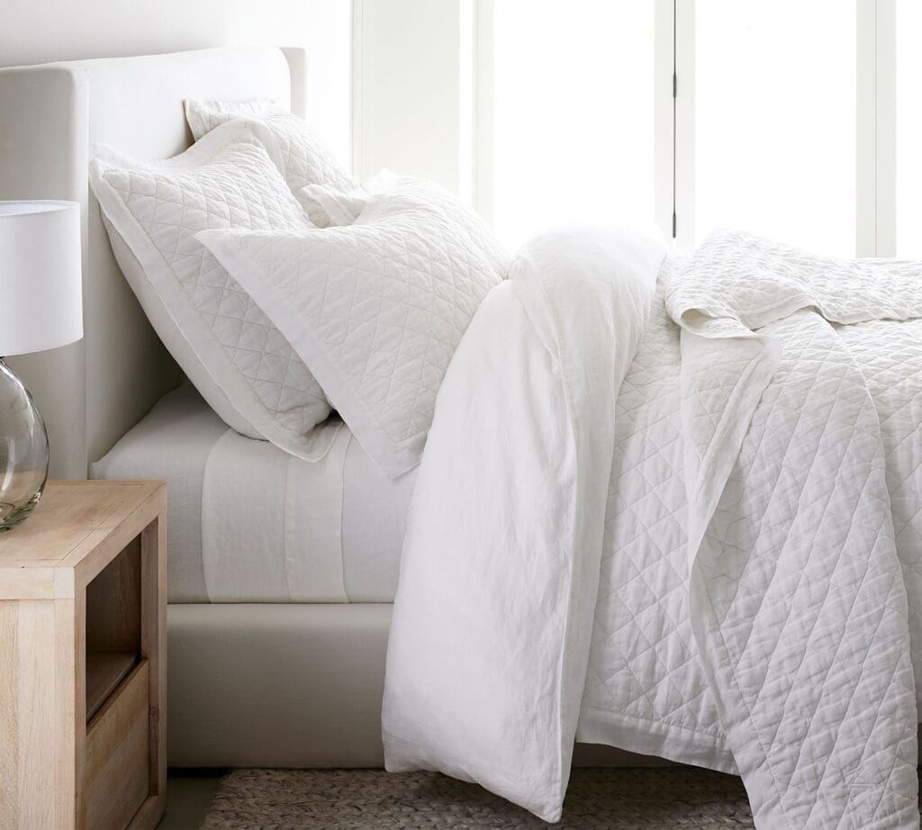 How To Layer A Bed With A Coverlet - A Blissful Nest