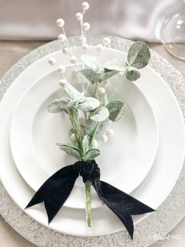 Christmas Table Setting With Neutral Accents | A Blissful Nest