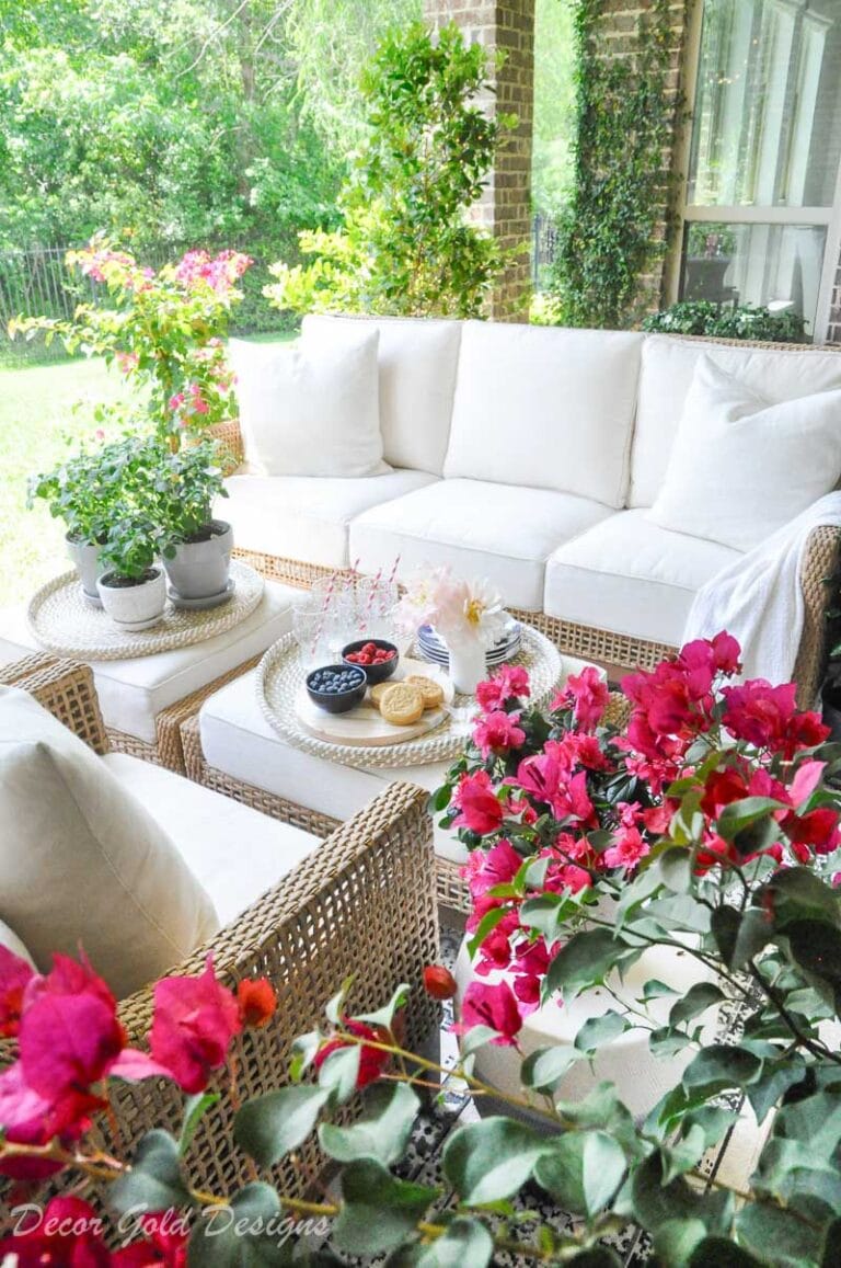 Summer Backyard Decor | A Blissful Nest
