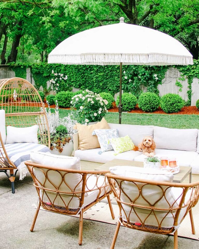 Summer Backyards | A Blissful Nest