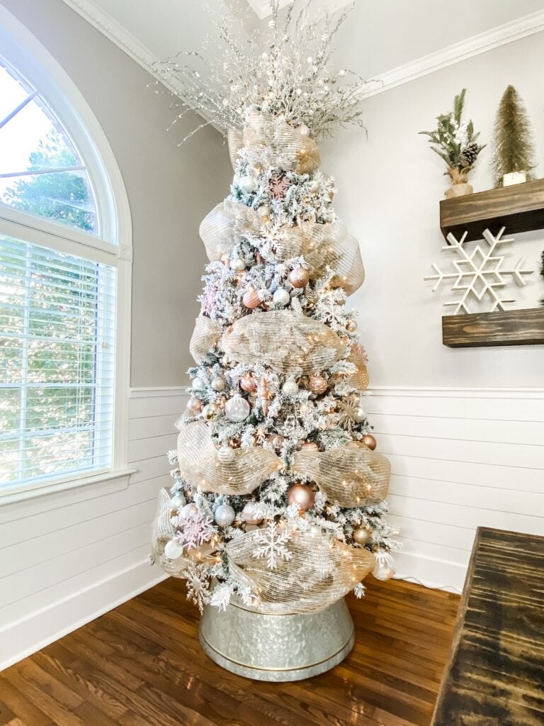 Easy Christmas Tree Decorating Ideas | A Blissful Nest