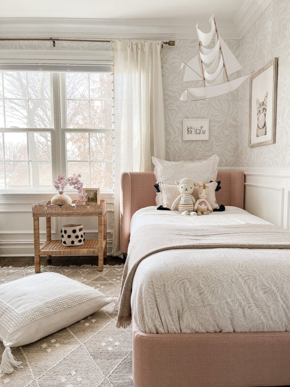 Modern Tween Girl Bedroom Ideas