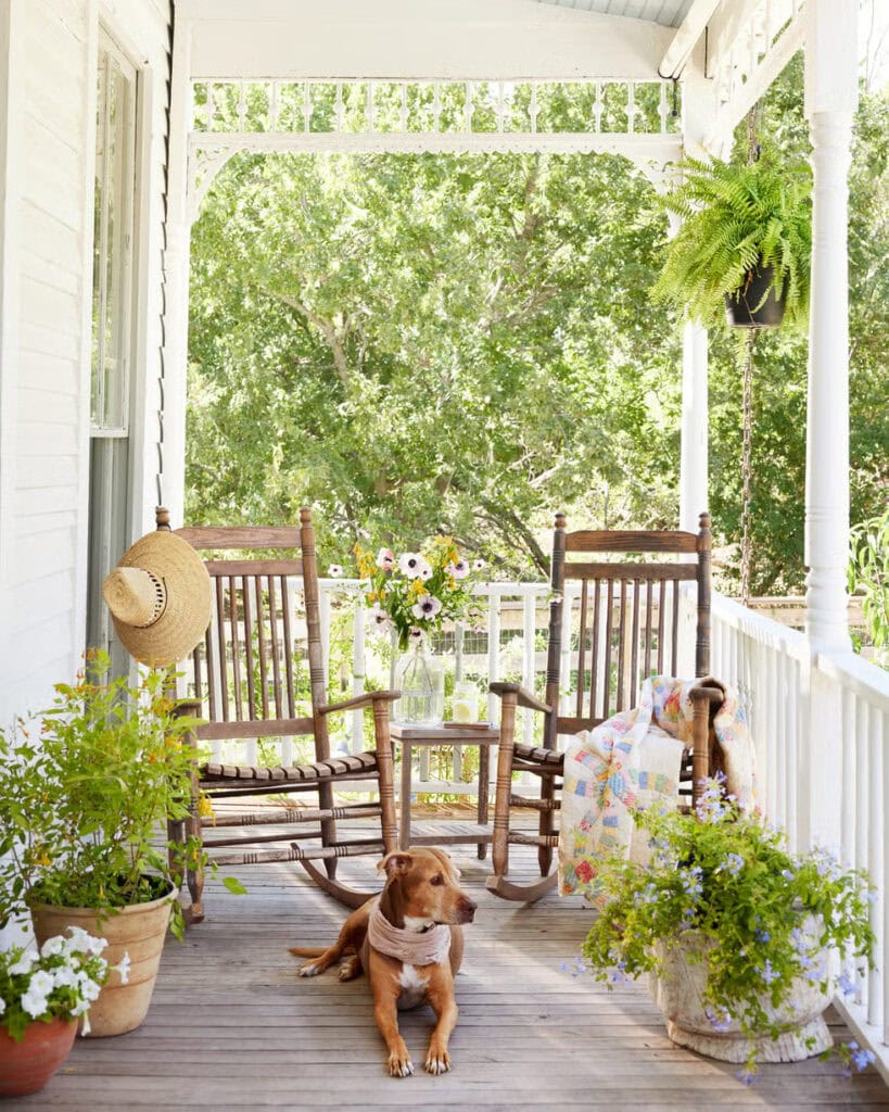 Country Front Porch Ideas | A Blissful Nest